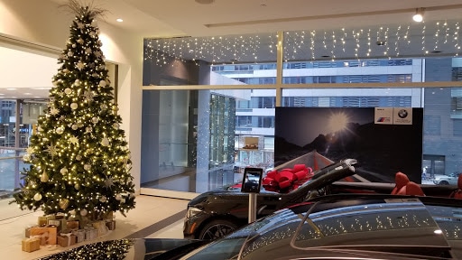 5 Christmas Décor Theme Ideas for Your Commercial Property